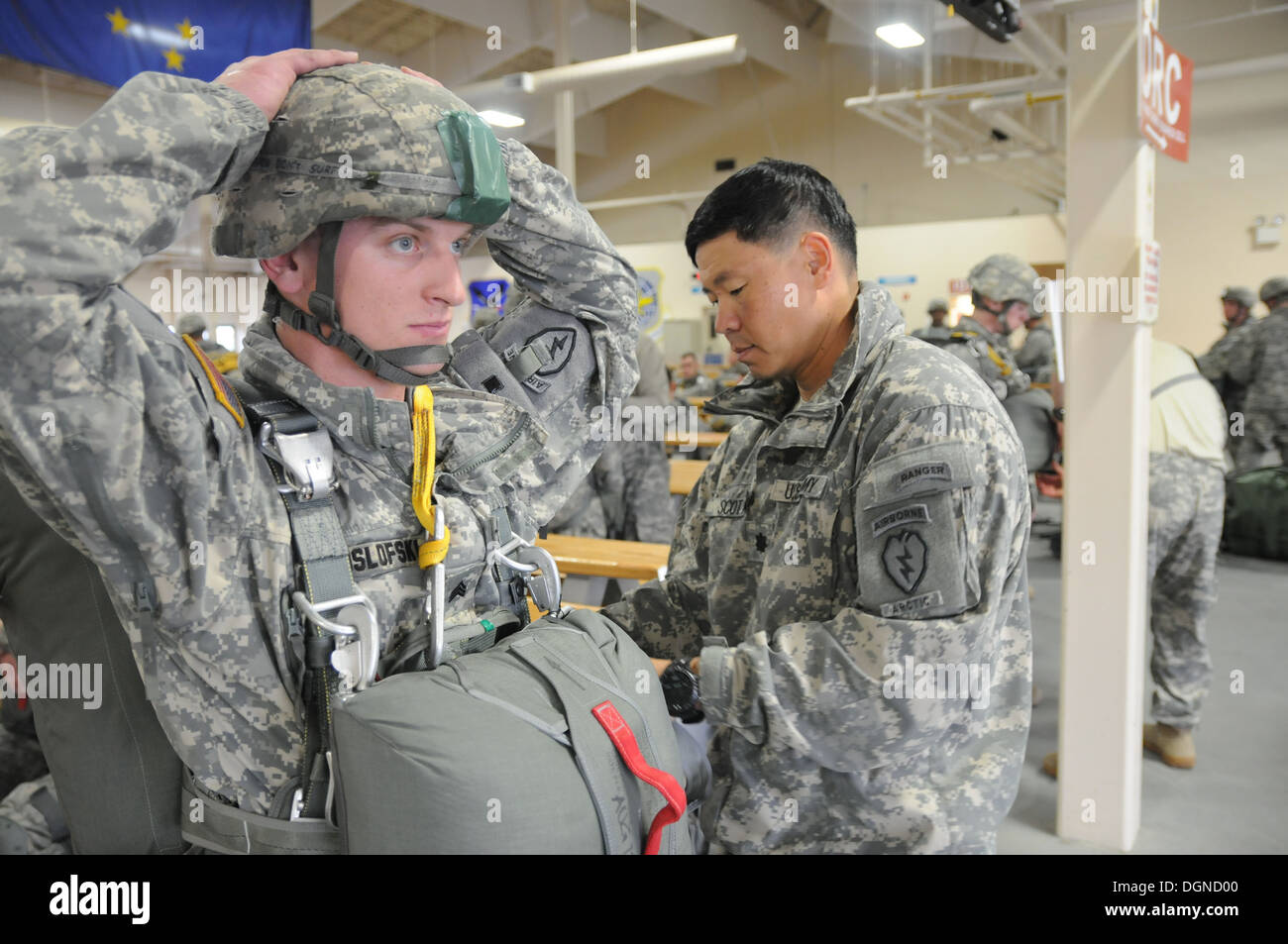 Col matthew macfarlane -Fotos und -Bildmaterial in hoher Auflösung – Alamy