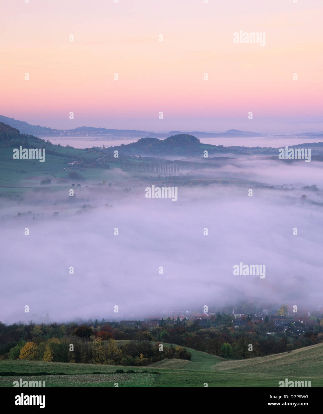 Albtrauf landschaft -Fotos und -Bildmaterial in hoher Auflösung – Alamy