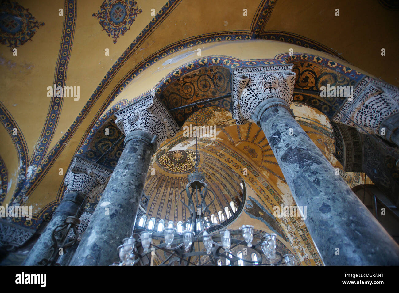 Innenraum Von Hagia Sophia Istanbul Stockfotos und -bilder Kaufen - Alamy