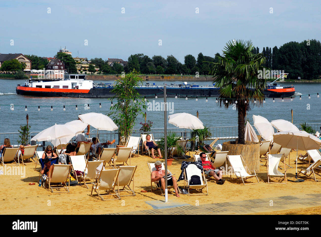 Mainz Strand Am Rhein Stockfotos und -bilder Kaufen - Alamy