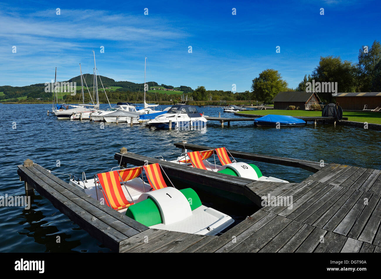 Bootsverleih am see -Fotos und -Bildmaterial in hoher Auflösung – Alamy