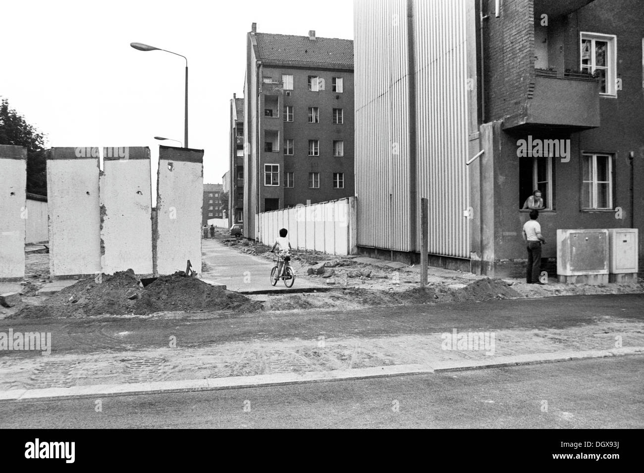 Reste der Berliner Mauer, Streifen von der Berliner Mauer Heidelberger ...