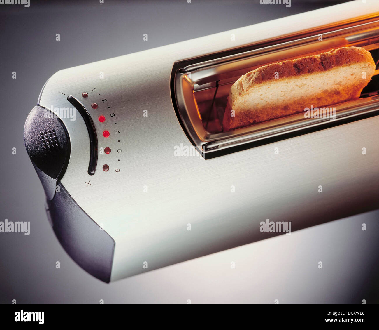 Designer toaster toast -Fotos und -Bildmaterial in hoher Auflösung – Alamy