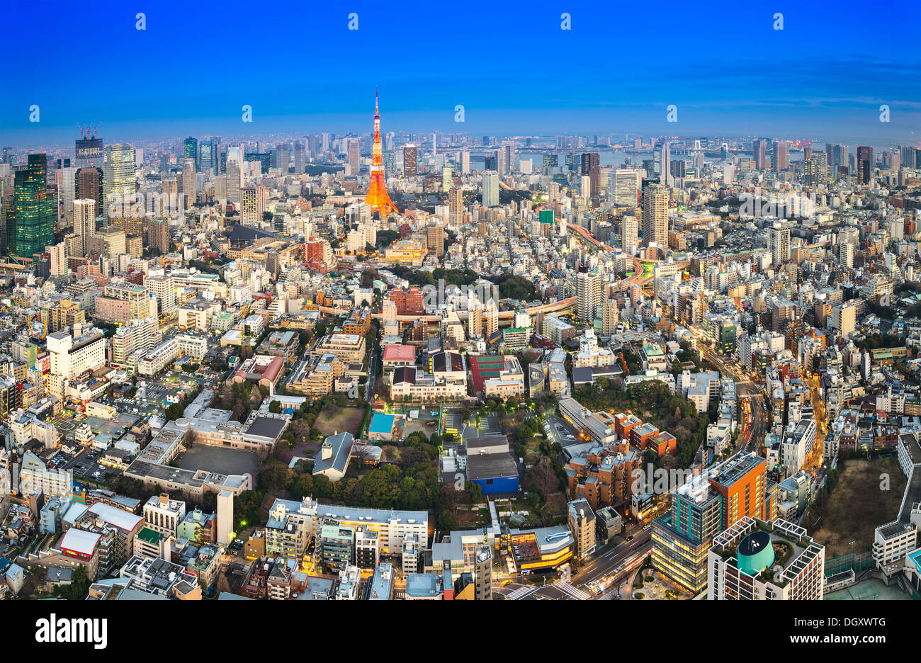 Tokyo Stadtansicht Aussichtsplattform Stockfotos und -bilder Kaufen - Alamy