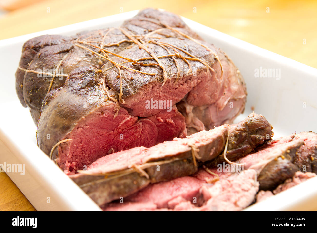Venison meat -Fotos und -Bildmaterial in hoher Auflösung – Alamy