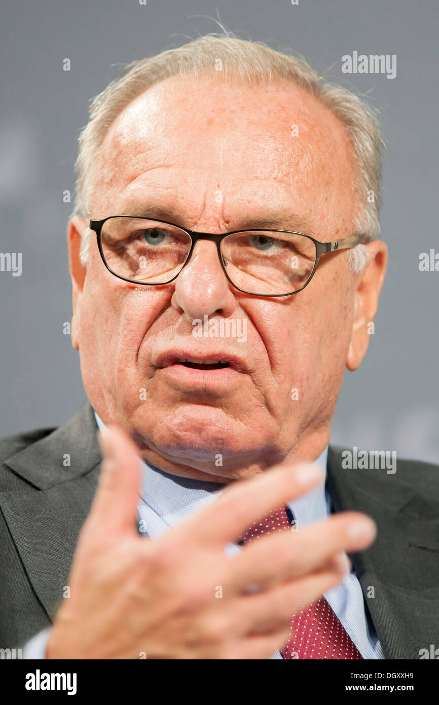 Gesture gesticulation g -Fotos und -Bildmaterial in hoher Auflösung – Alamy