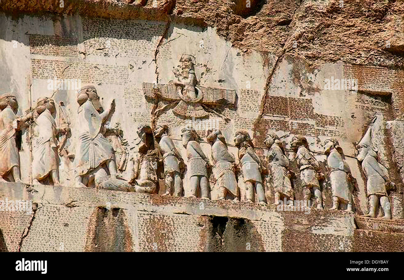 5652. Relief Darstellung König Darius mit Blick auf eine Gruppe von ...