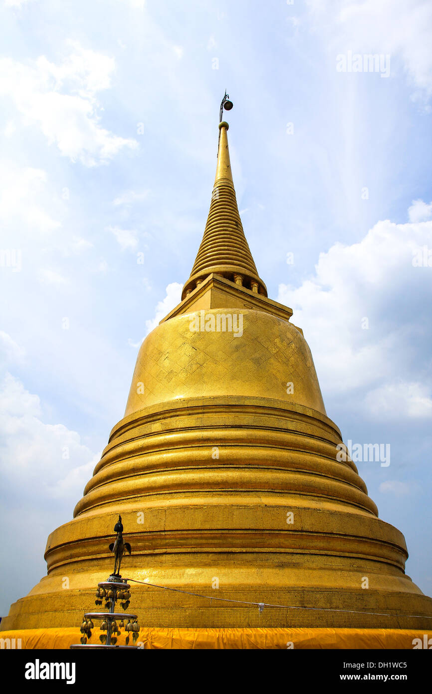 Goldener berg bangkok -Fotos und -Bildmaterial in hoher Auflösung – Alamy