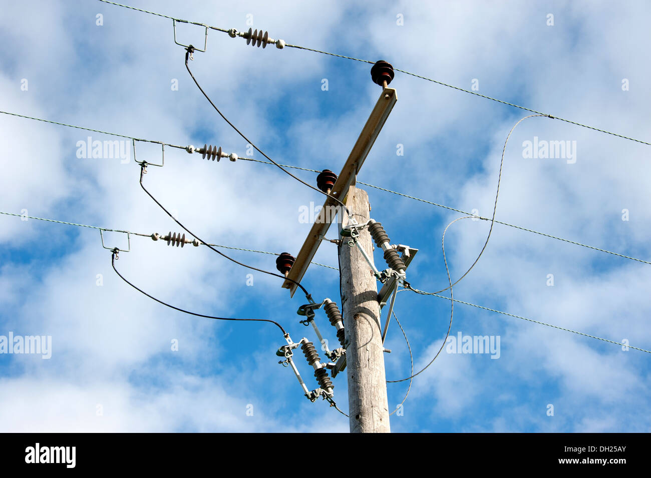 3-Phasen hoher Strom Kabel Schaltanlagen Stockfotografie - Alamy