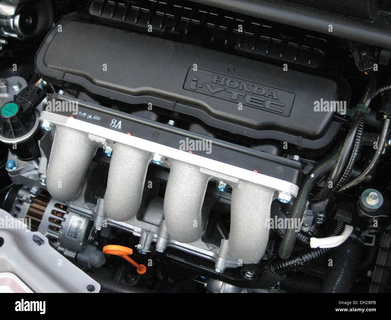 Der Honda L13A i-VTEC-Motor ist ein 1,3-Liter-Vierzylindermotor, der für seine ...