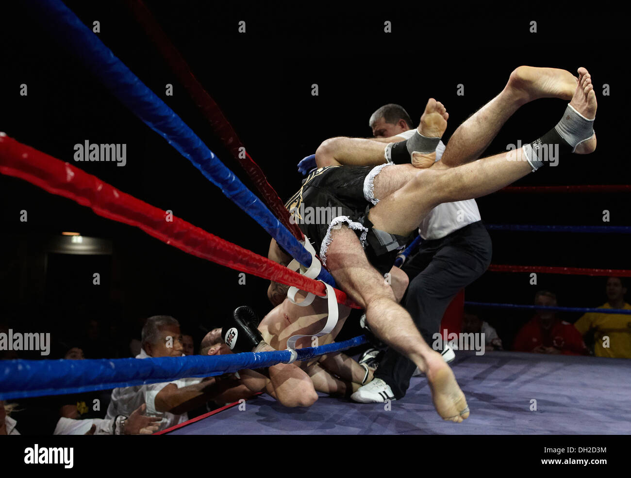 Kickbox event -Fotos und -Bildmaterial in hoher Auflösung – Alamy