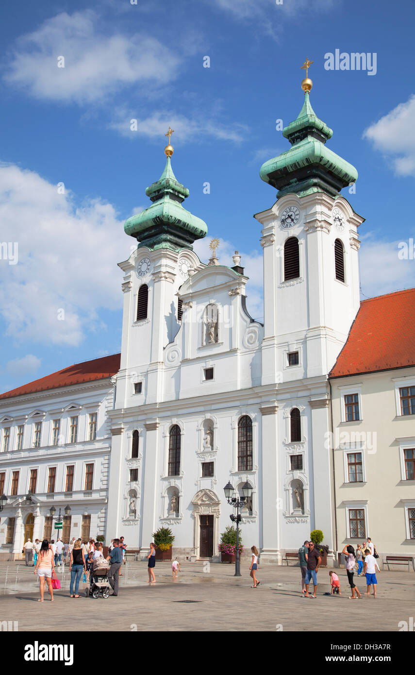 Szechenyi square -Fotos und -Bildmaterial in hoher Auflösung – Alamy Szechenyi square -Fotos und -Bildmaterial in hoher Auflösung – Alamy