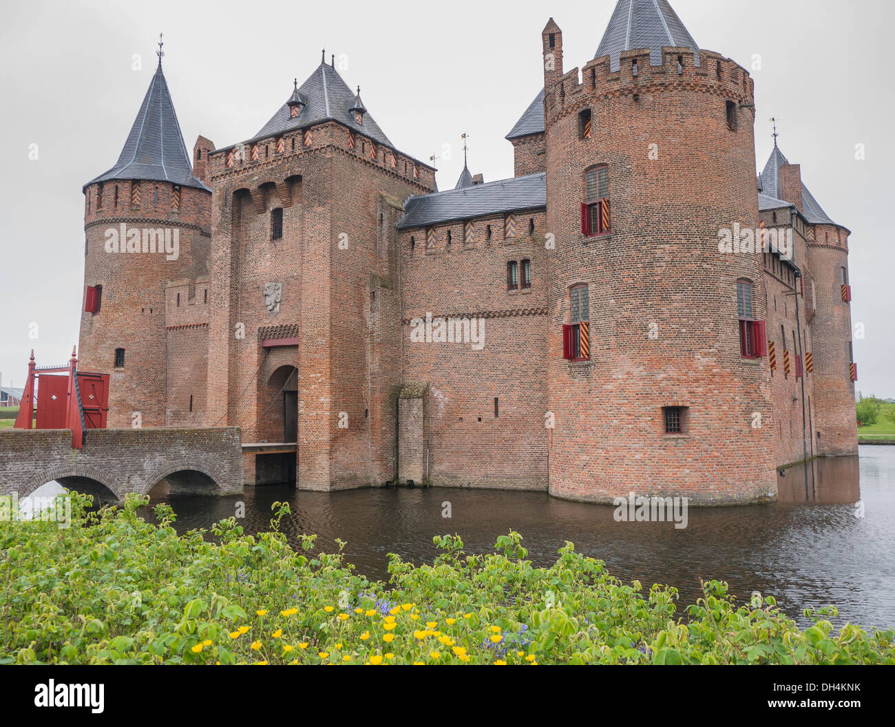 Mittelalterliche Muiderslot Burg zählt zu den bekanntesten und gut ...
