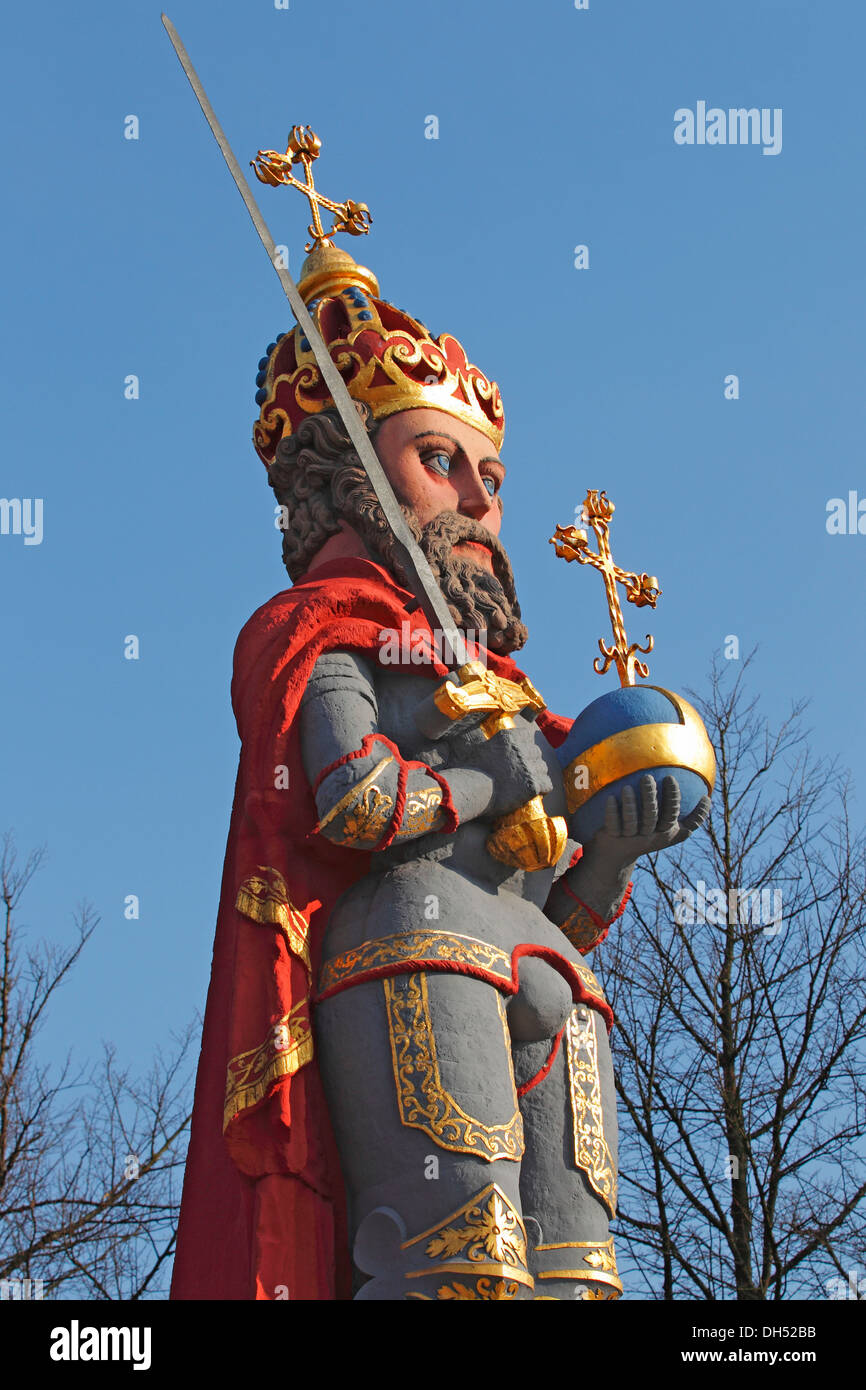 Roland statue in wedel -Fotos und -Bildmaterial in hoher Auflösung – Alamy