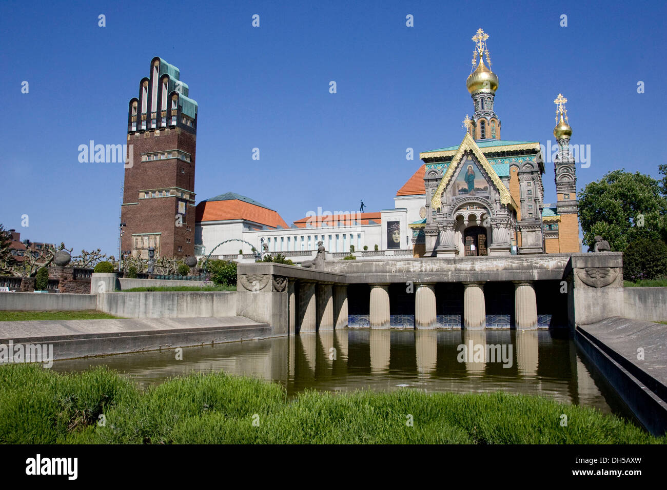 Hochzeitsturm Turm und militärischen Kapelle Russisch-orthodoxe Kirche der Heiligen Maria ...