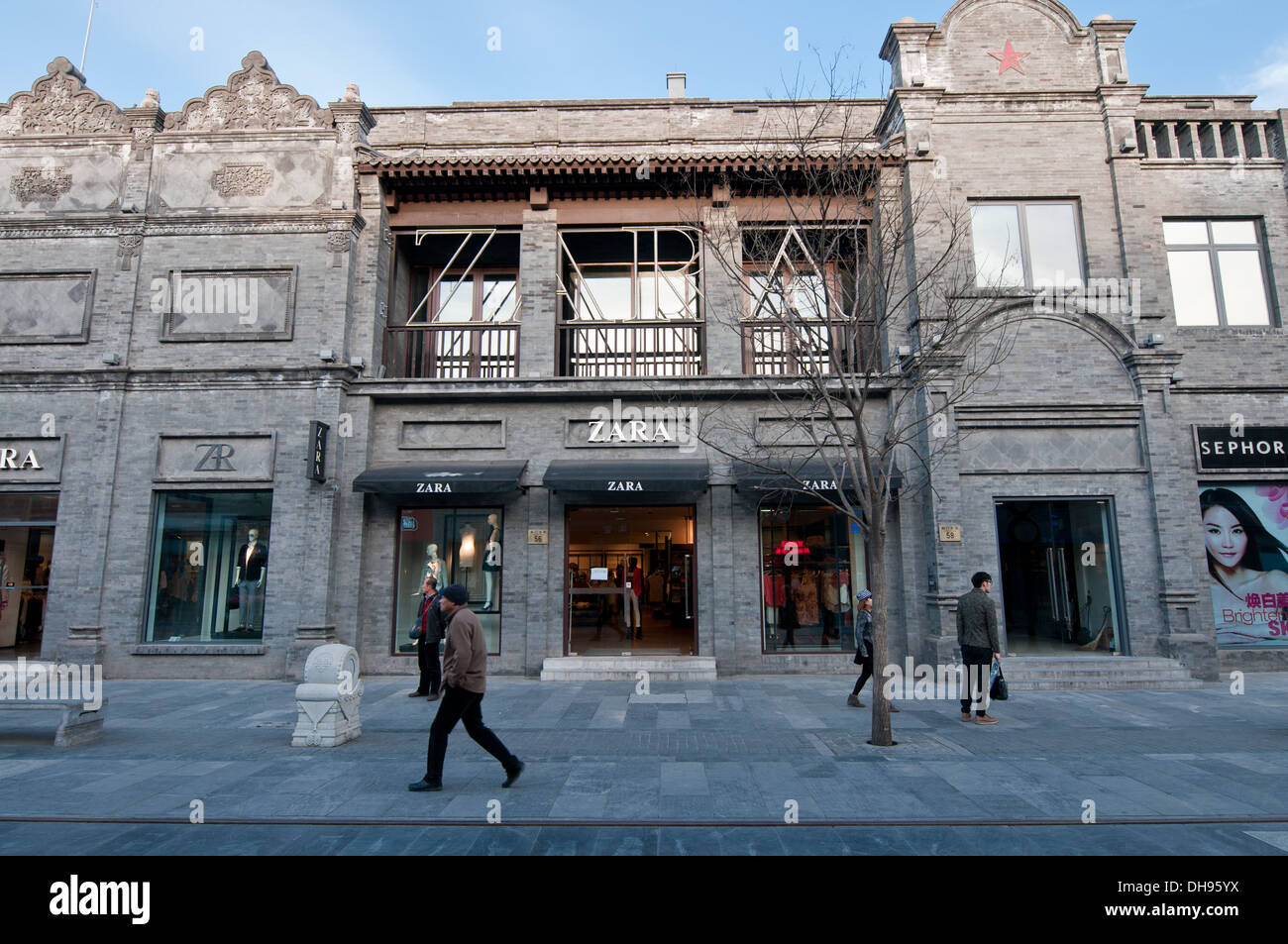 Zara stores -Fotos und -Bildmaterial in hoher Auflösung – Alamy