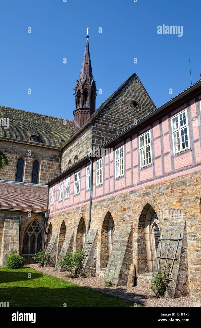 Zisterzienserinnen kloster -Fotos und -Bildmaterial in hoher Auflösung ...