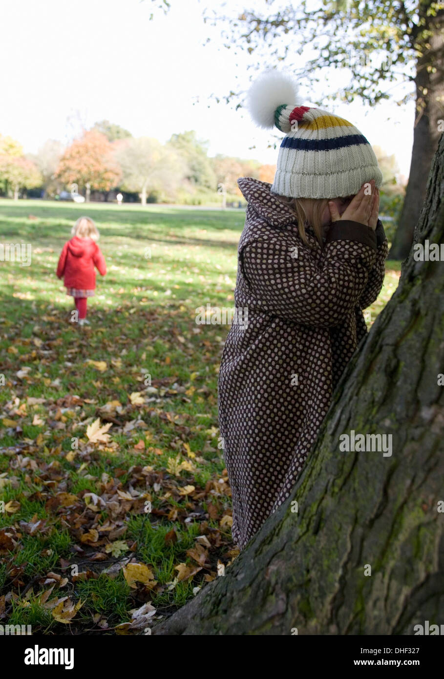 Park Verstecken Stockfotos und -bilder Kaufen - Alamy