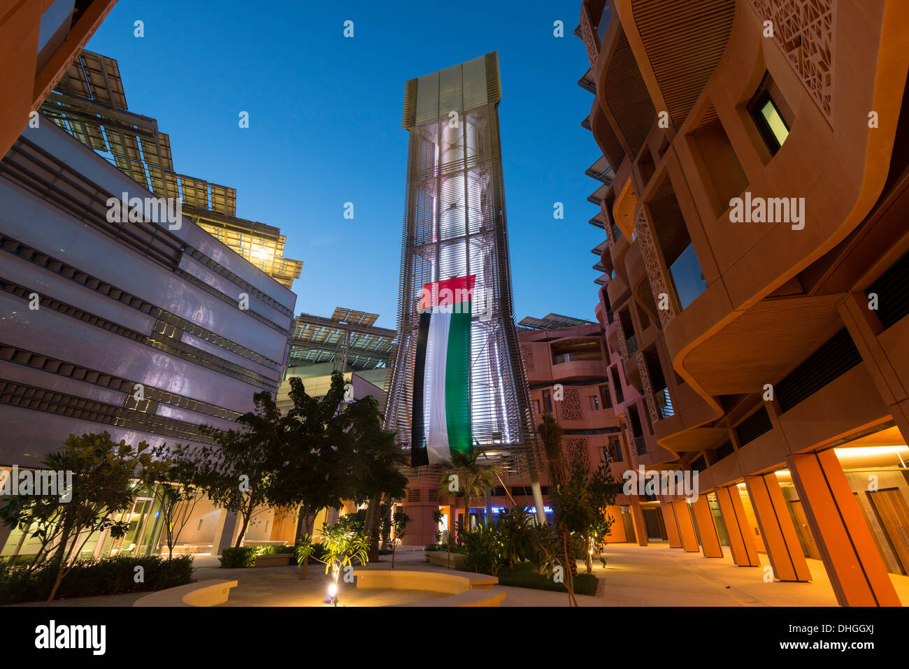Masdar city windenergie -Fotos und -Bildmaterial in hoher Auflösung – Alamy
