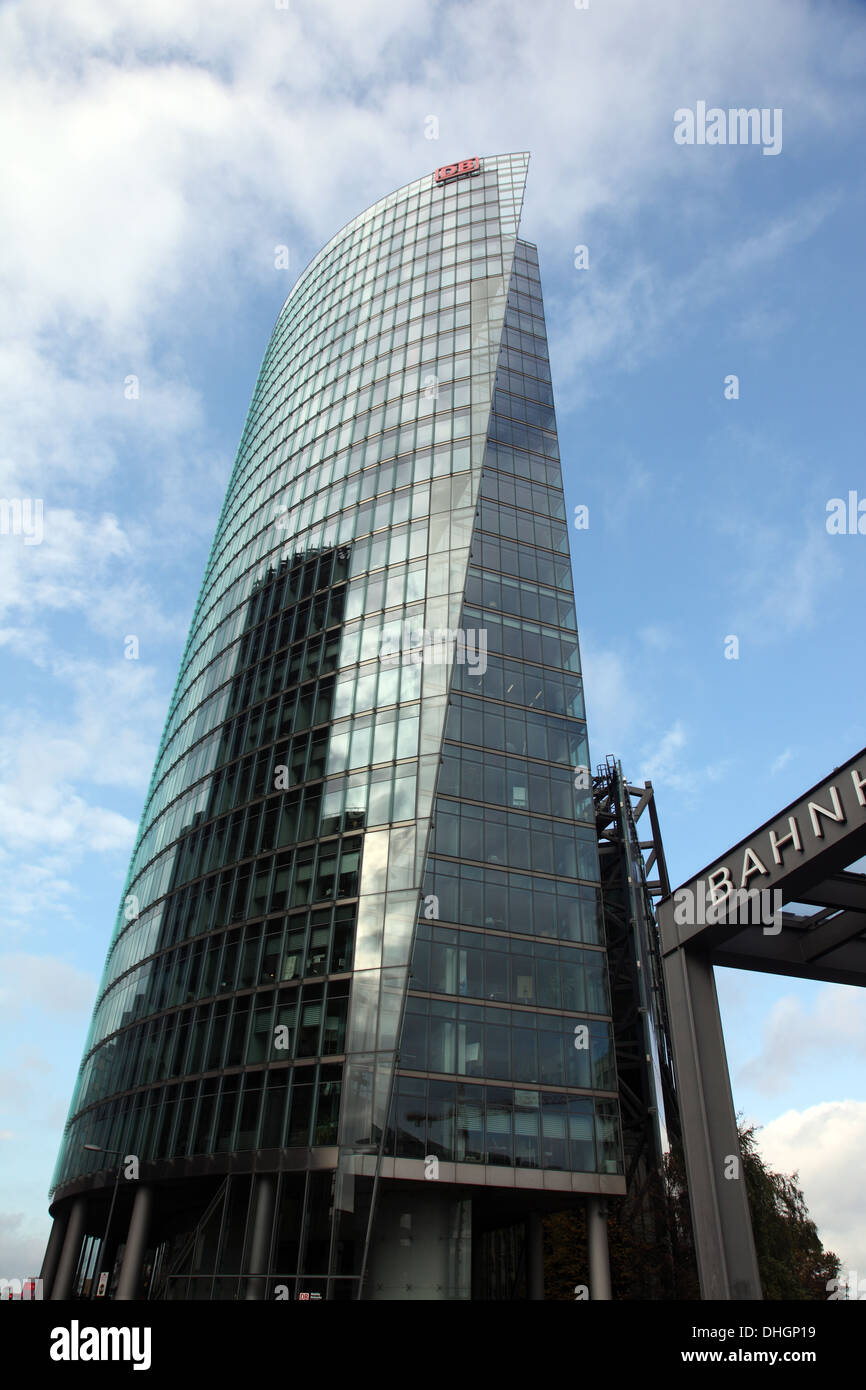 Architects murphy jahn -Fotos und -Bildmaterial in hoher Auflösung – Alamy