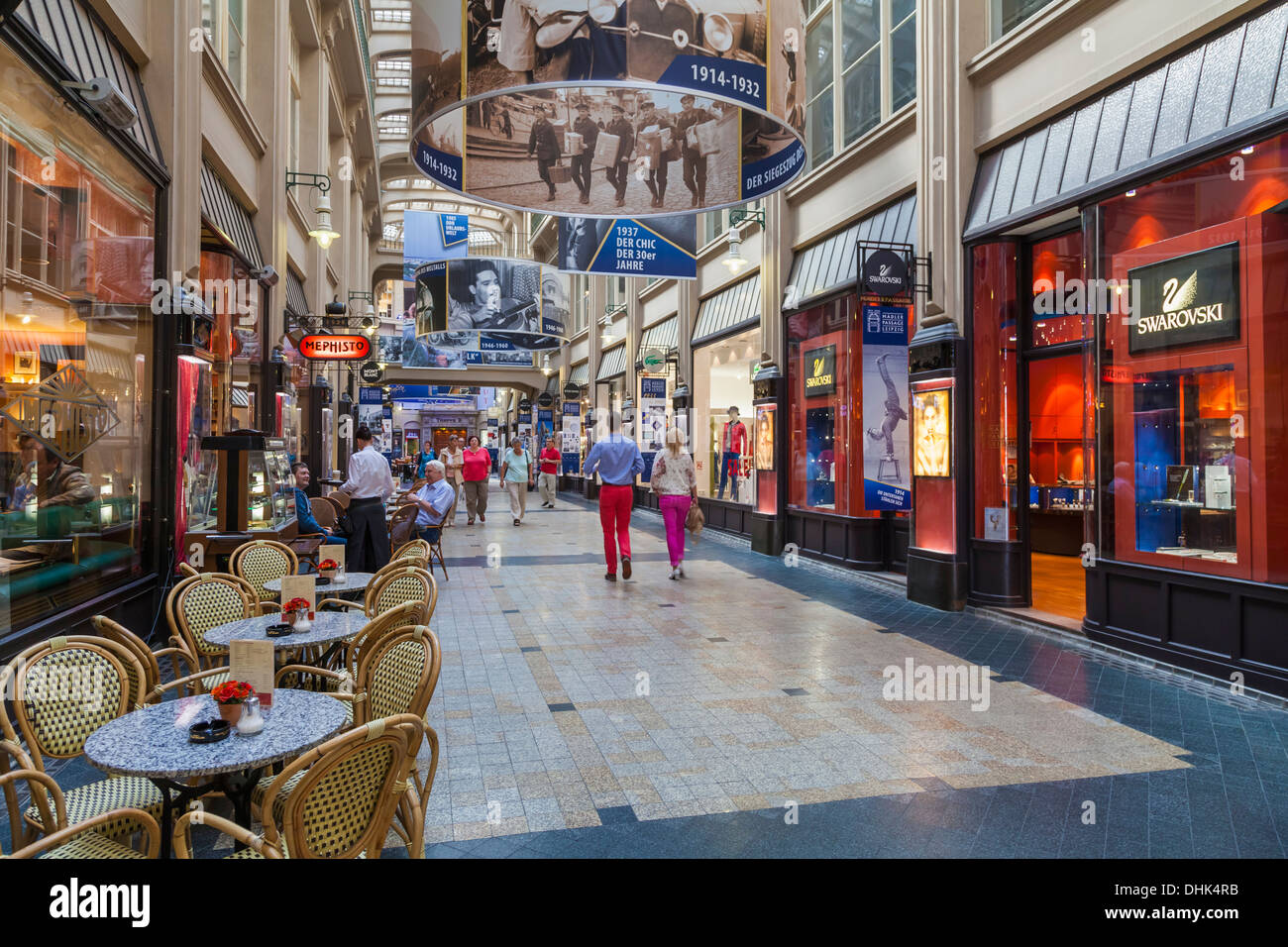 Germany leipzig shopping arcade maedlerpassage -Fotos und -Bildmaterial ...