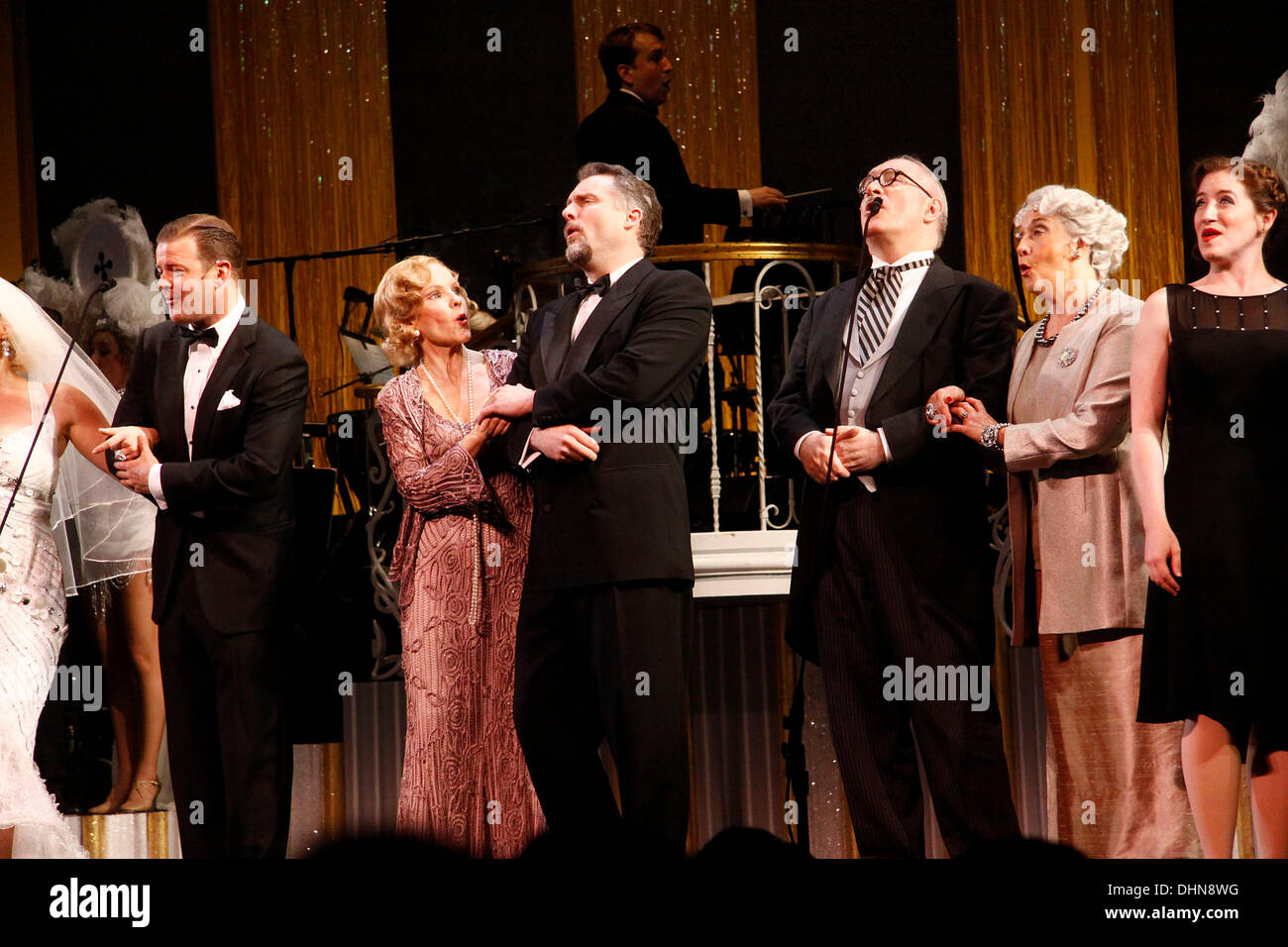 Simon jones und sandra shipley -Fotos und -Bildmaterial in hoher ...