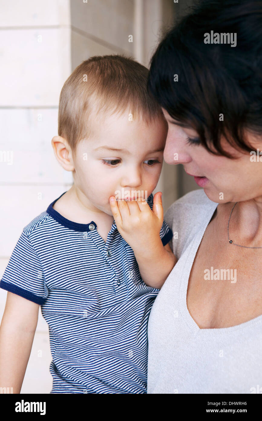 Mutter sohn dialog -Fotos und -Bildmaterial in hoher Auflösung – Alamy