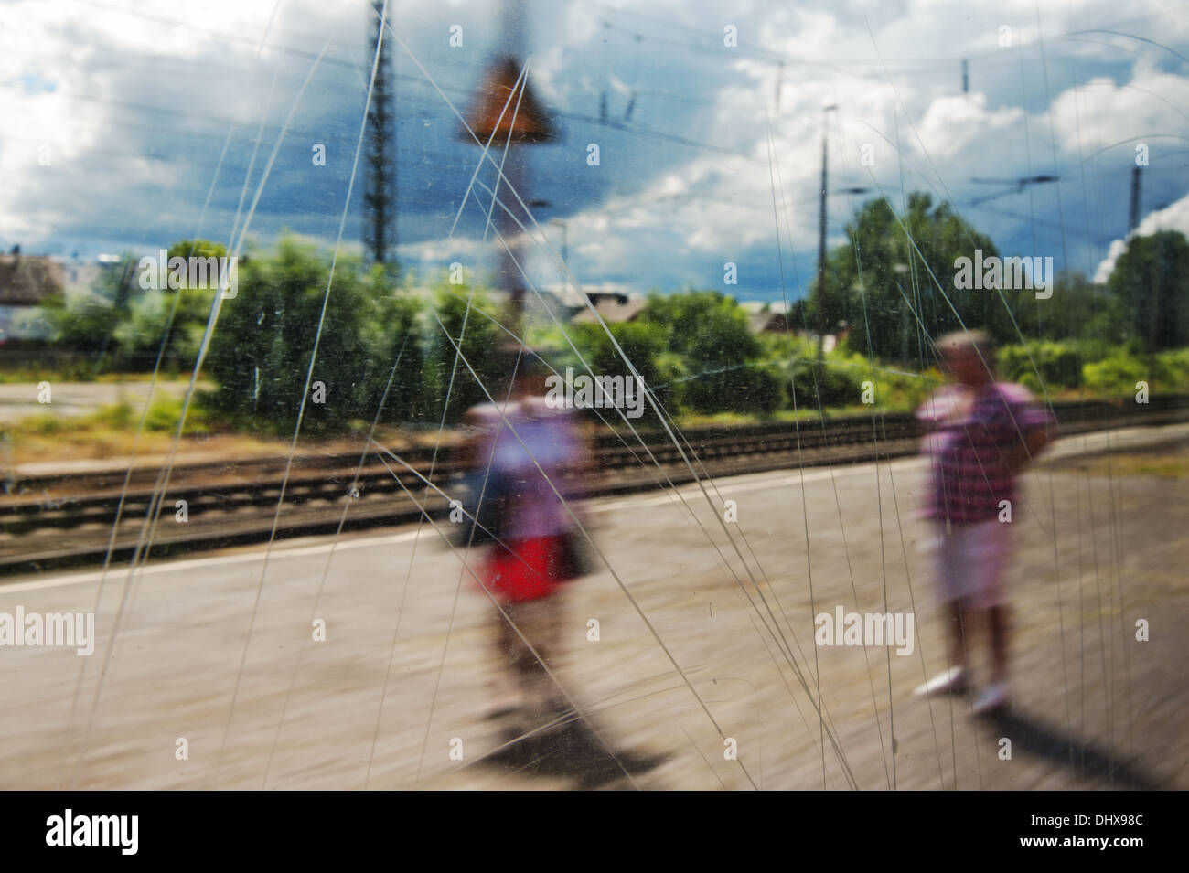 Plattform betreten -Fotos und -Bildmaterial in hoher Auflösung – Alamy