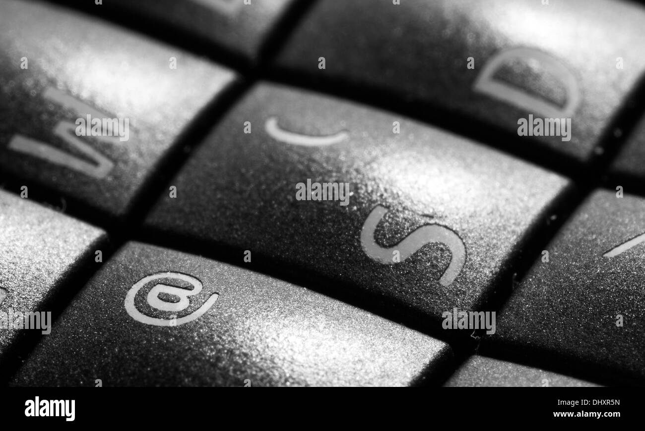 Zeichen senden -Fotos und -Bildmaterial in hoher Auflösung – Alamy