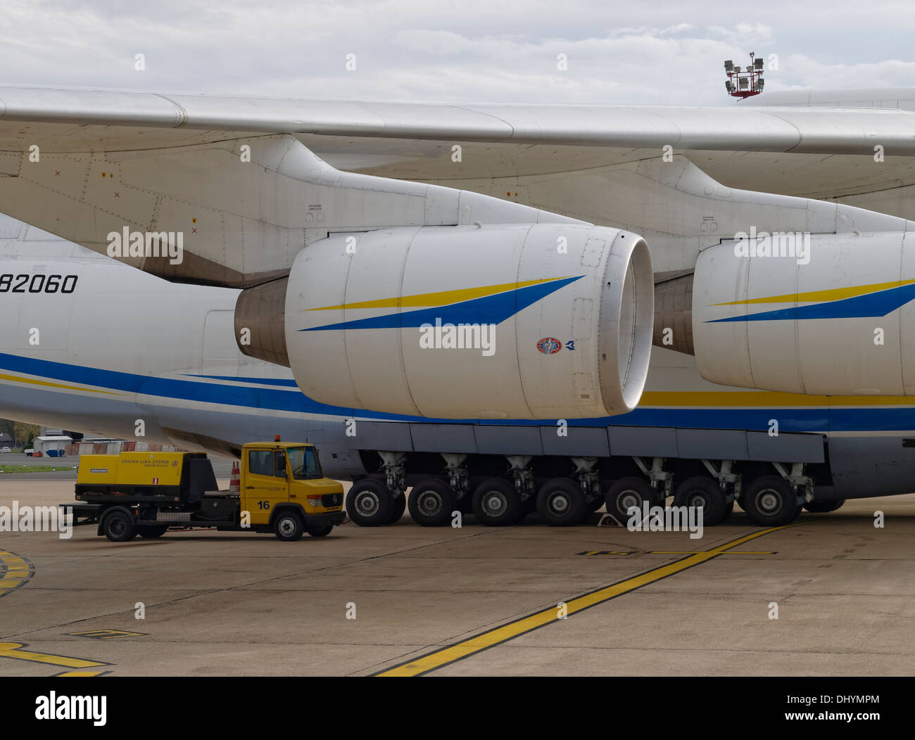 An antonov an 225 -Fotos und -Bildmaterial in hoher Auflösung - Seite 8 ...