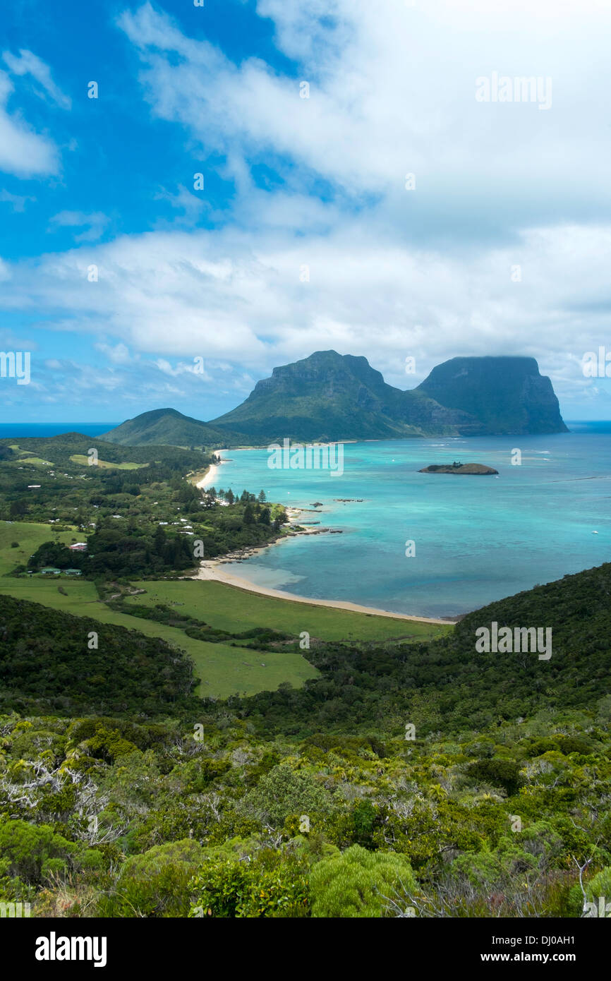 Blick über Lord-Howe-Insel von Max Nicholls Memorial Track, Australien ...