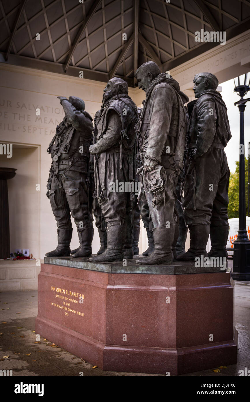 Ww2 hero memorial -Fotos und -Bildmaterial in hoher Auflösung – Alamy