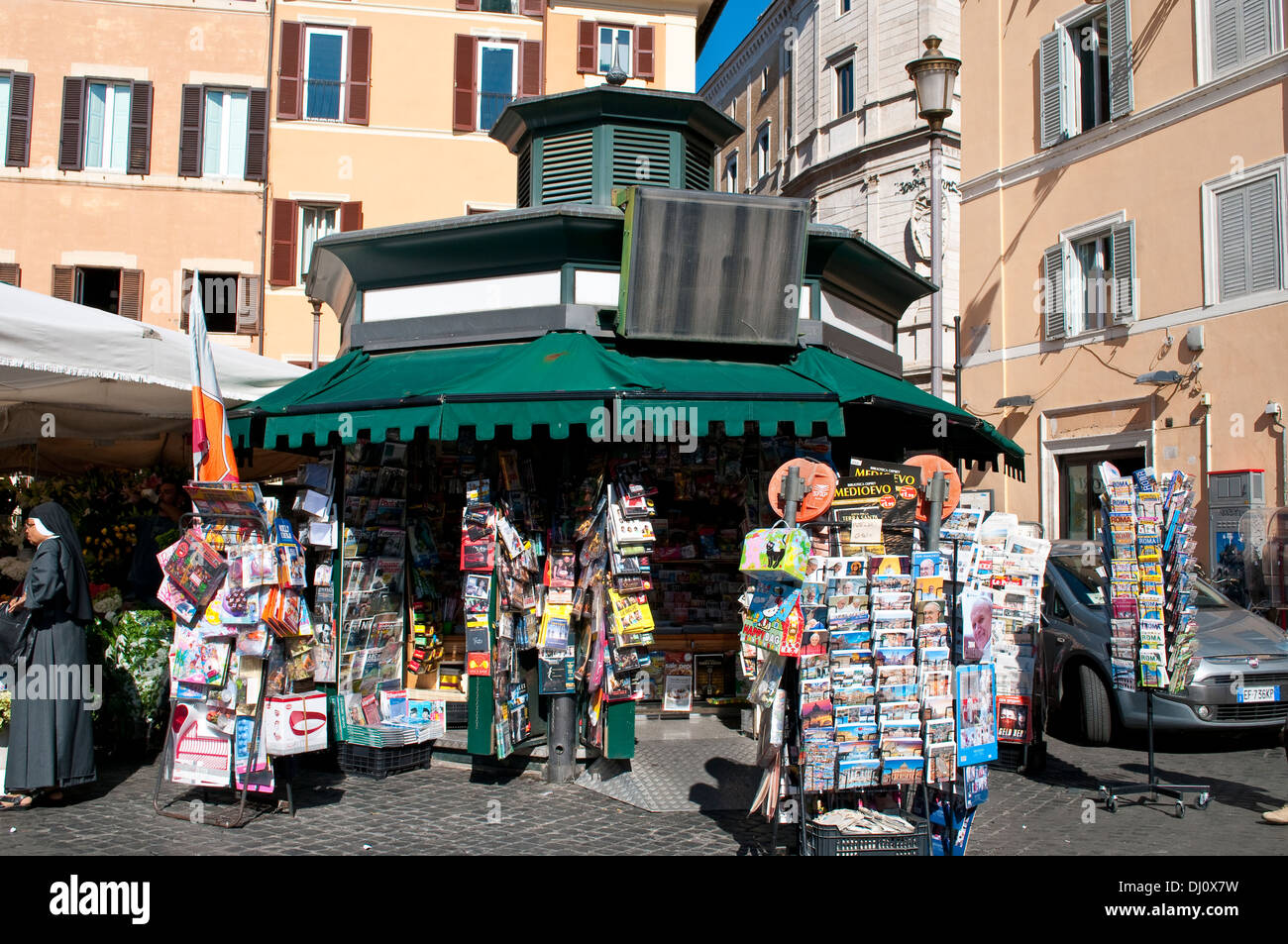 Campo de fiori market rome -Fotos und -Bildmaterial in hoher Auflösung ...