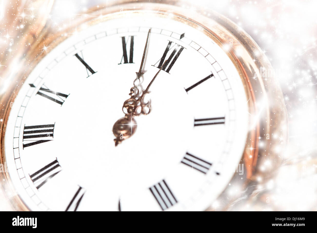 Mitternacht Uhr Stockfotos und -bilder Kaufen - Alamy