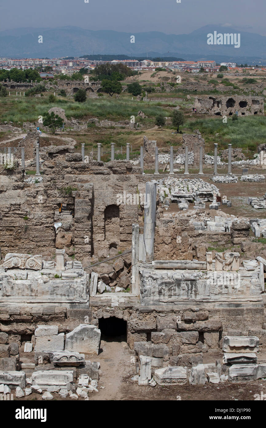 Die stadtseite -Fotos und -Bildmaterial in hoher Auflösung – Alamy