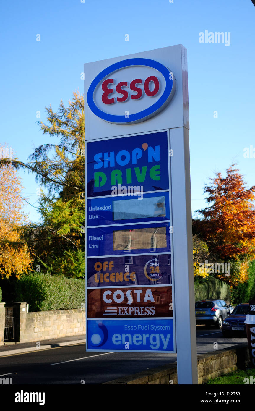 Esso garage -Fotos und -Bildmaterial in hoher Auflösung – Alamy