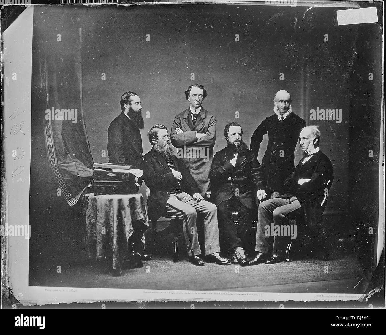 Sir edward thornton Schwarzweiß-Stockfotos und -bilder - Alamy