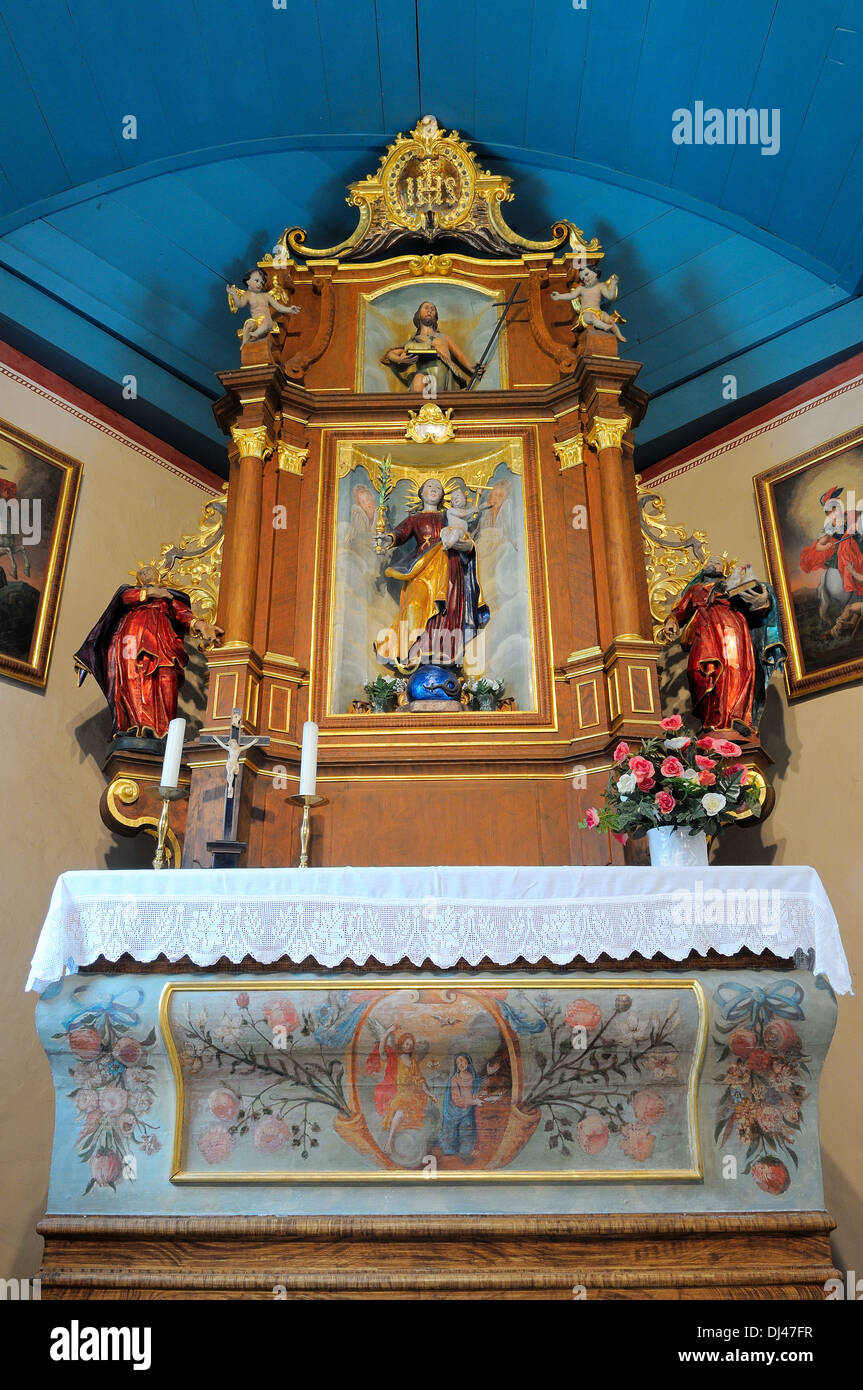 View at altar and choir -Fotos und -Bildmaterial in hoher Auflösung - Seite 3 - Alamy