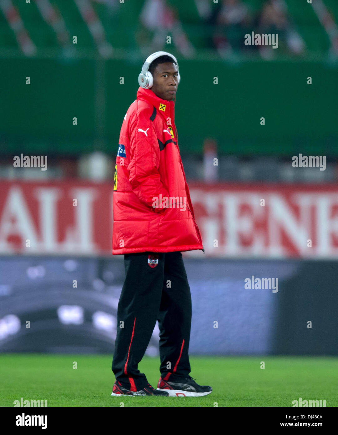 Wien, Österreich. 19. November 2013. Österreichs David Alaba vor das ...