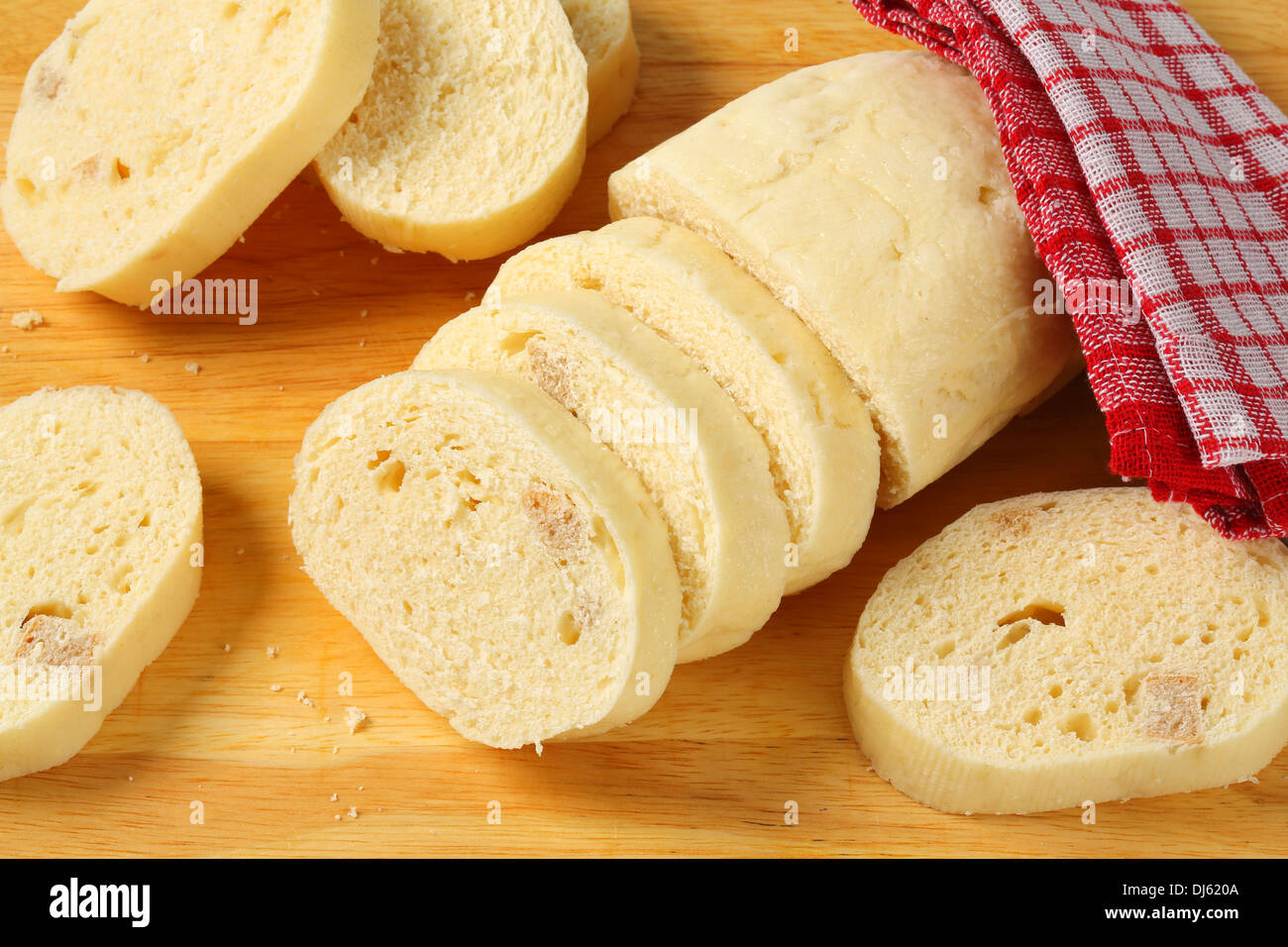 Scheiben knödel -Fotos und -Bildmaterial in hoher Auflösung – Alamy