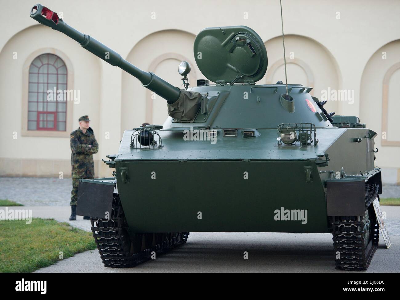 Amphibious tank -Fotos und -Bildmaterial in hoher Auflösung – Alamy
