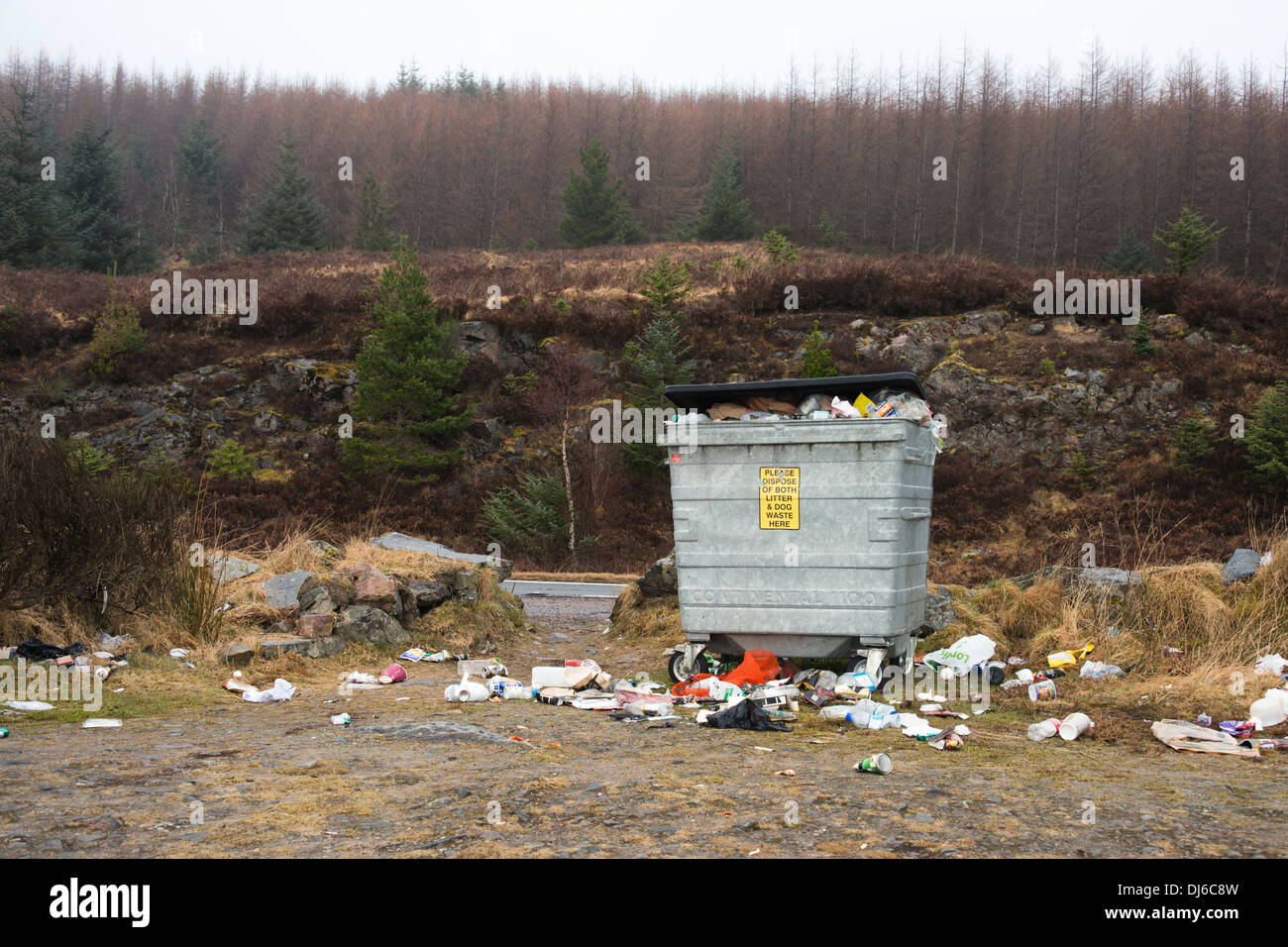 berlaufender M ll Fotos Und Bildmaterial In Hoher Aufl sung Alamy berlaufender-m-ll-fotos-und-bildmaterial-in-hoher-aufl-sung-alamy