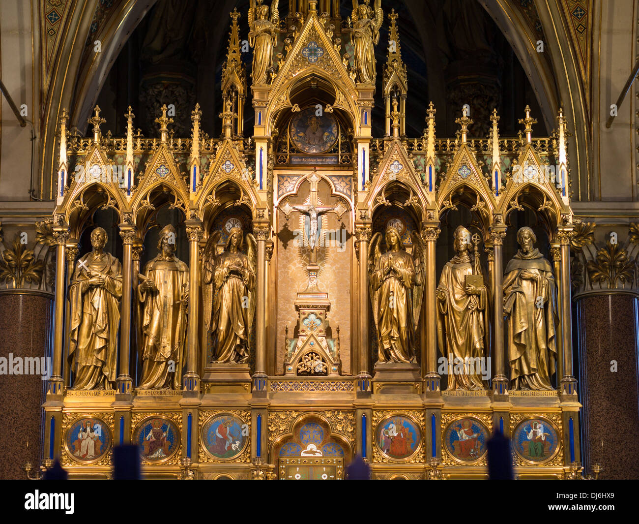 Altar piece art -Fotos und -Bildmaterial in hoher Auflösung – Alamy