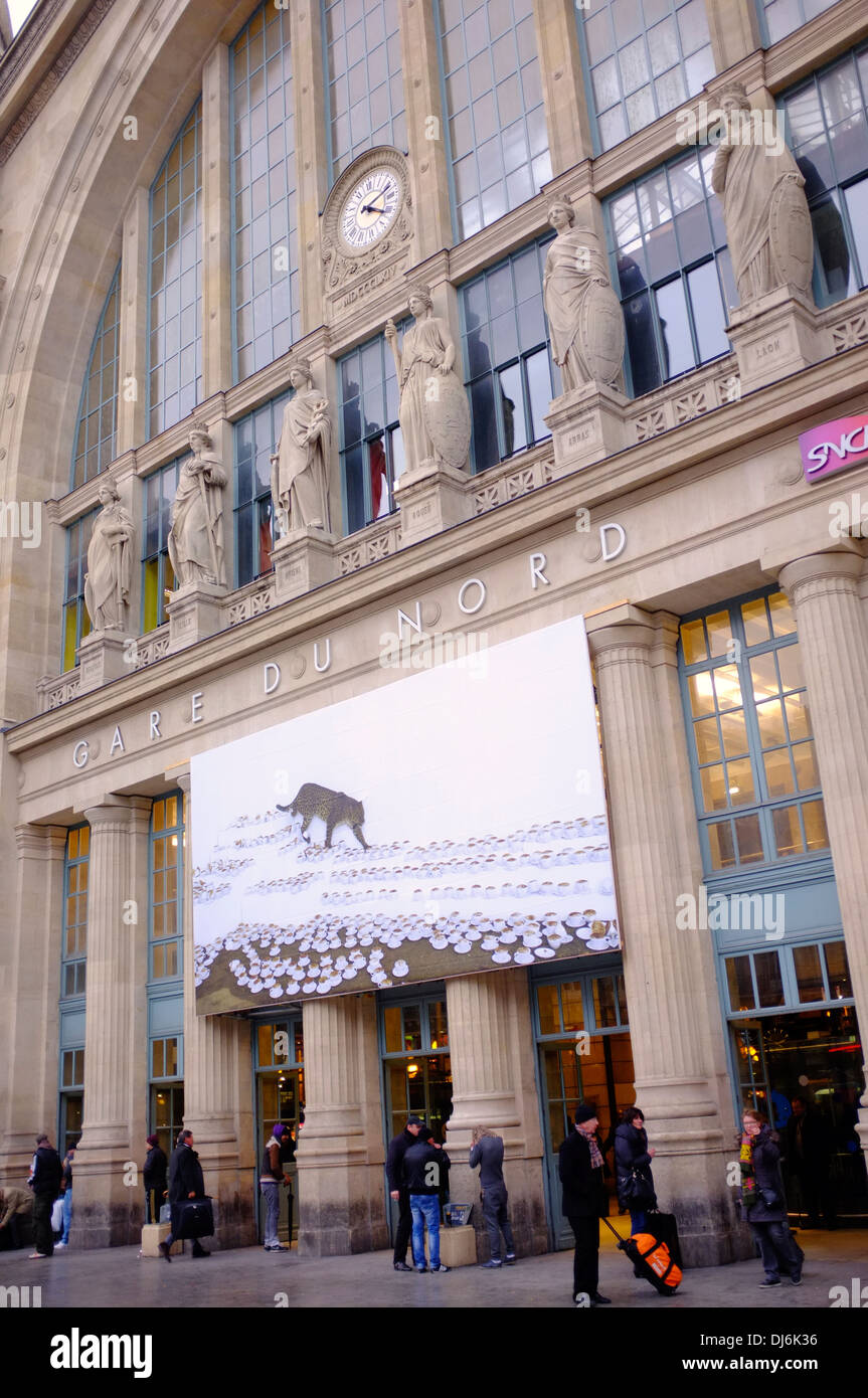 Eurostar gare du nord paris -Fotos und -Bildmaterial in hoher Auflösung ...