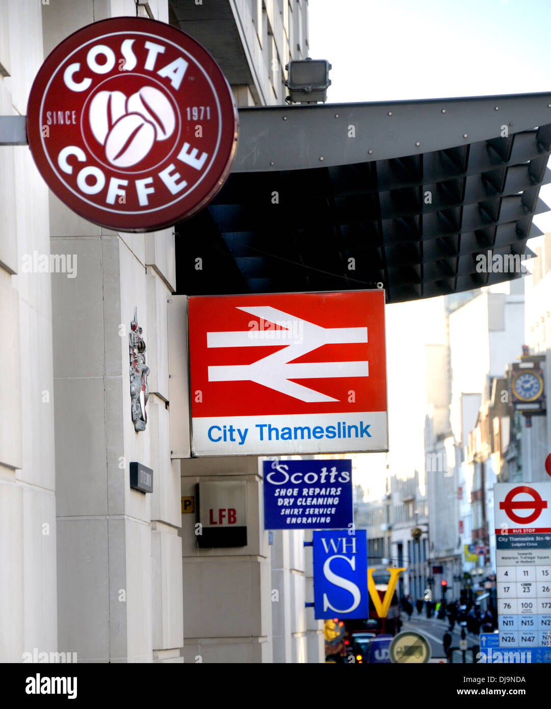 Thameslink logo -Fotos und -Bildmaterial in hoher Auflösung – Alamy