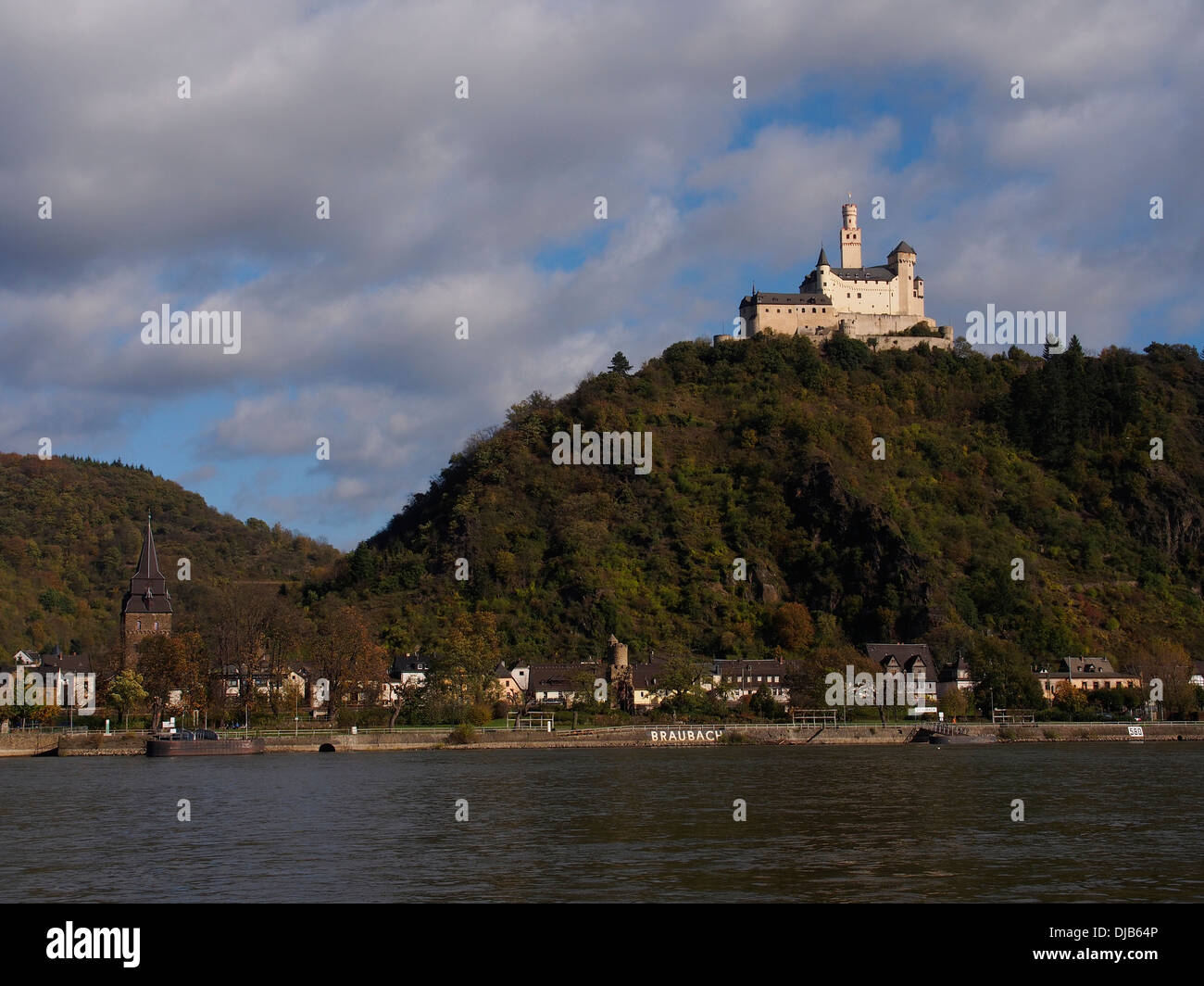 Marksburg rhine valley castle germany -Fotos und -Bildmaterial in hoher ...