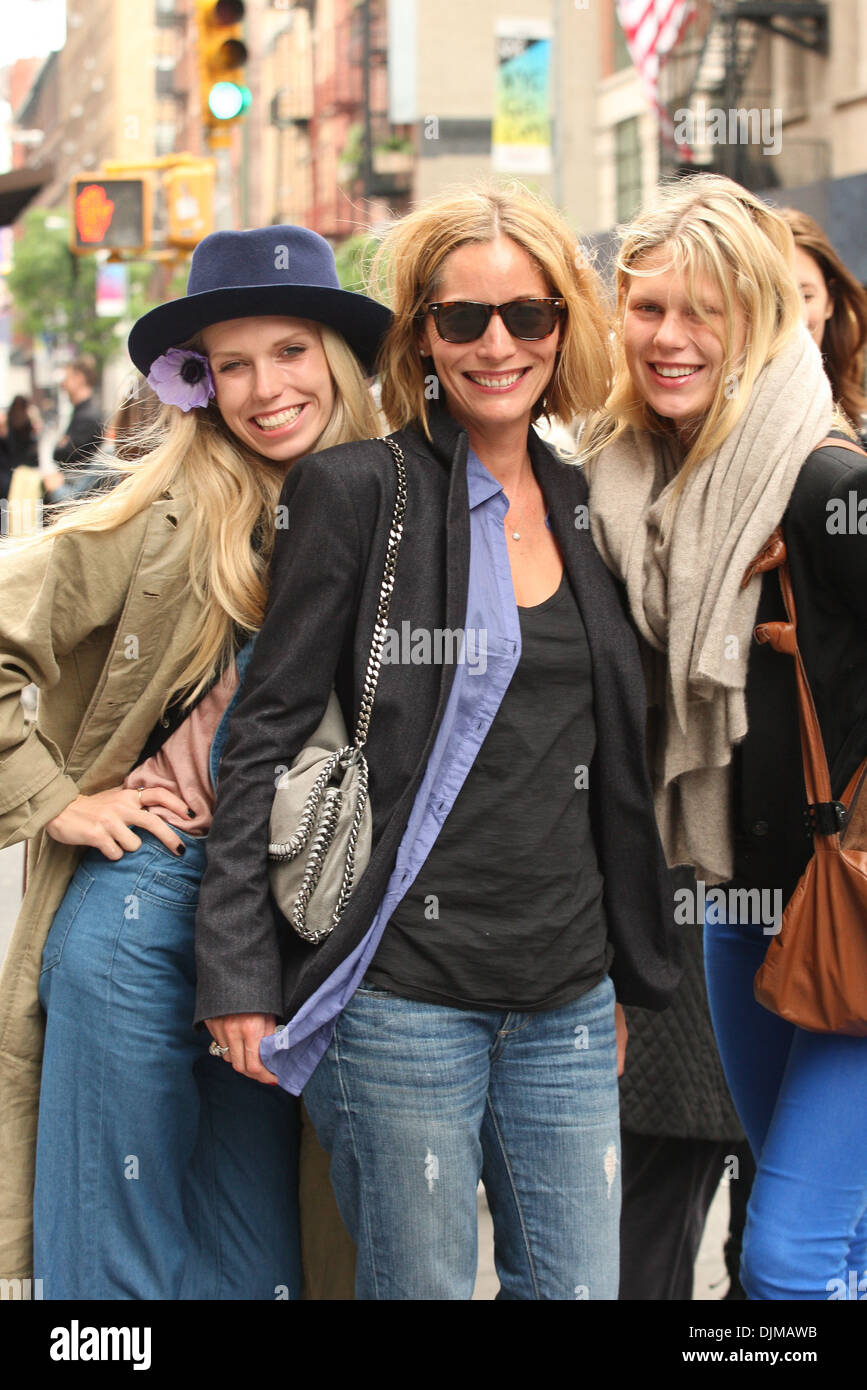 Keith richards and theodora richards -Fotos und -Bildmaterial in hoher ...