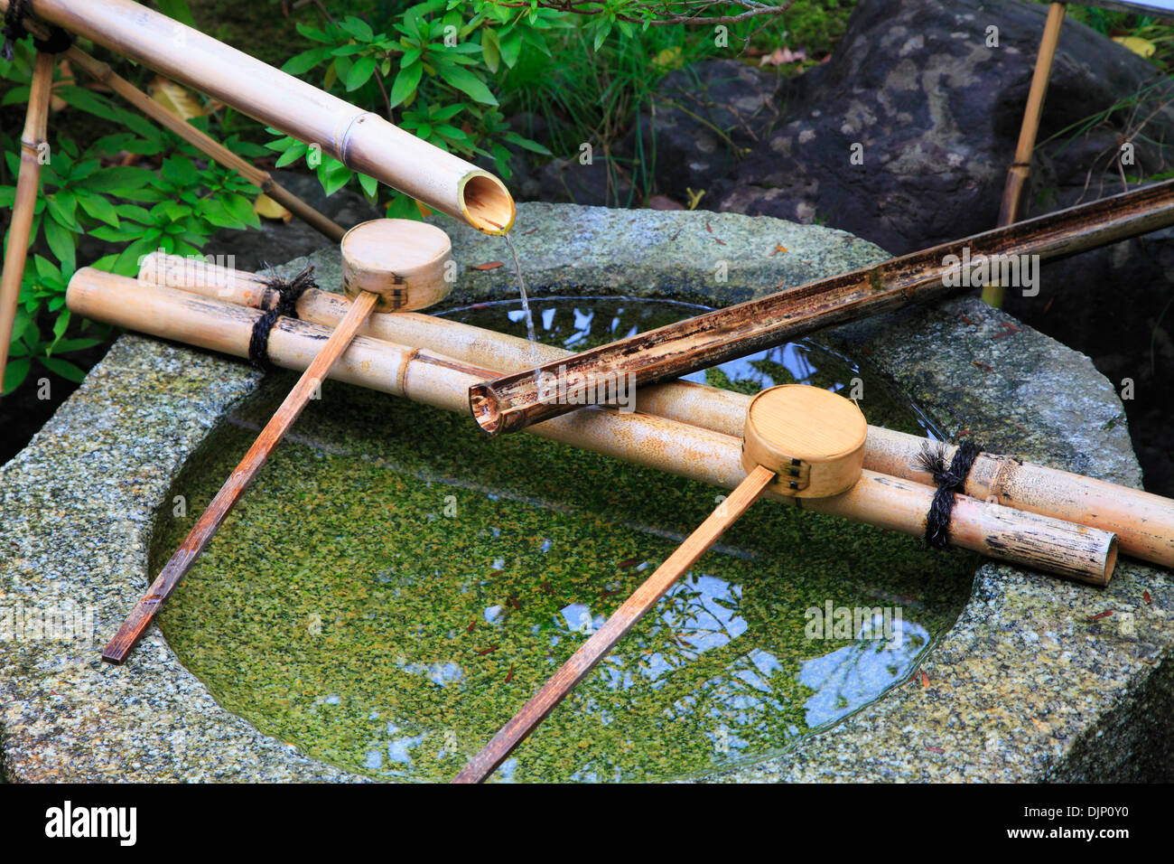 Temple fountain -Fotos und -Bildmaterial in hoher Auflösung – Alamy