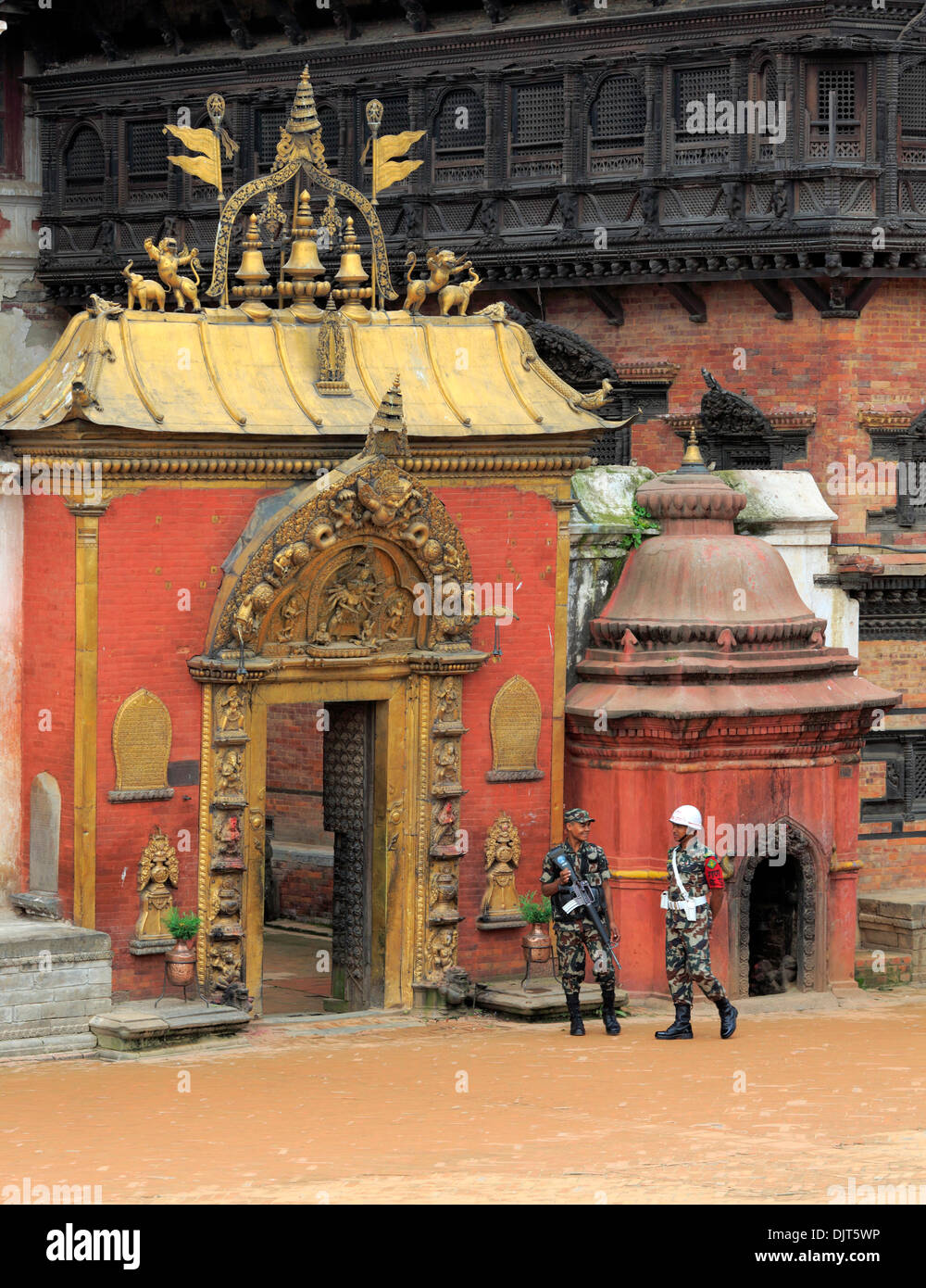 Golden gate bhaktapur -Fotos und -Bildmaterial in hoher Auflösung – Alamy