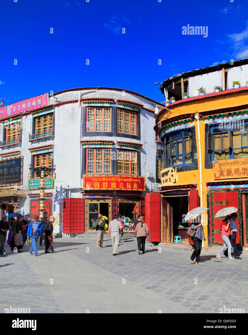 Tibetan man lhasa -Fotos und -Bildmaterial in hoher Auflösung – Alamy